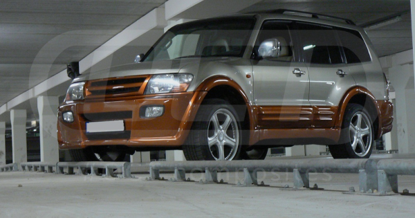 Mitsubishi Pajero Gen3 Body trim set