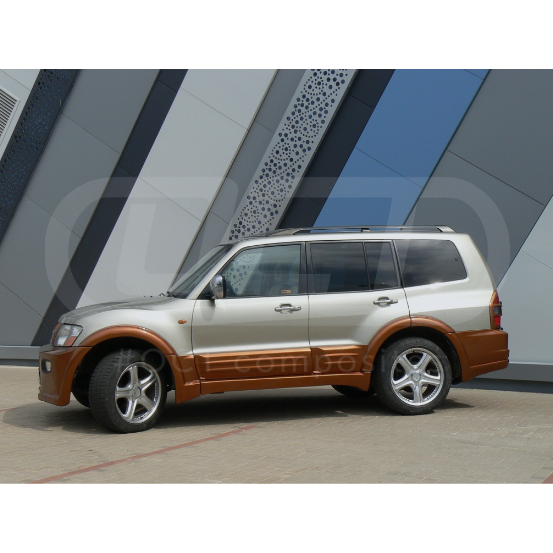 Mitsubishi Pajero Gen3 Body trim set